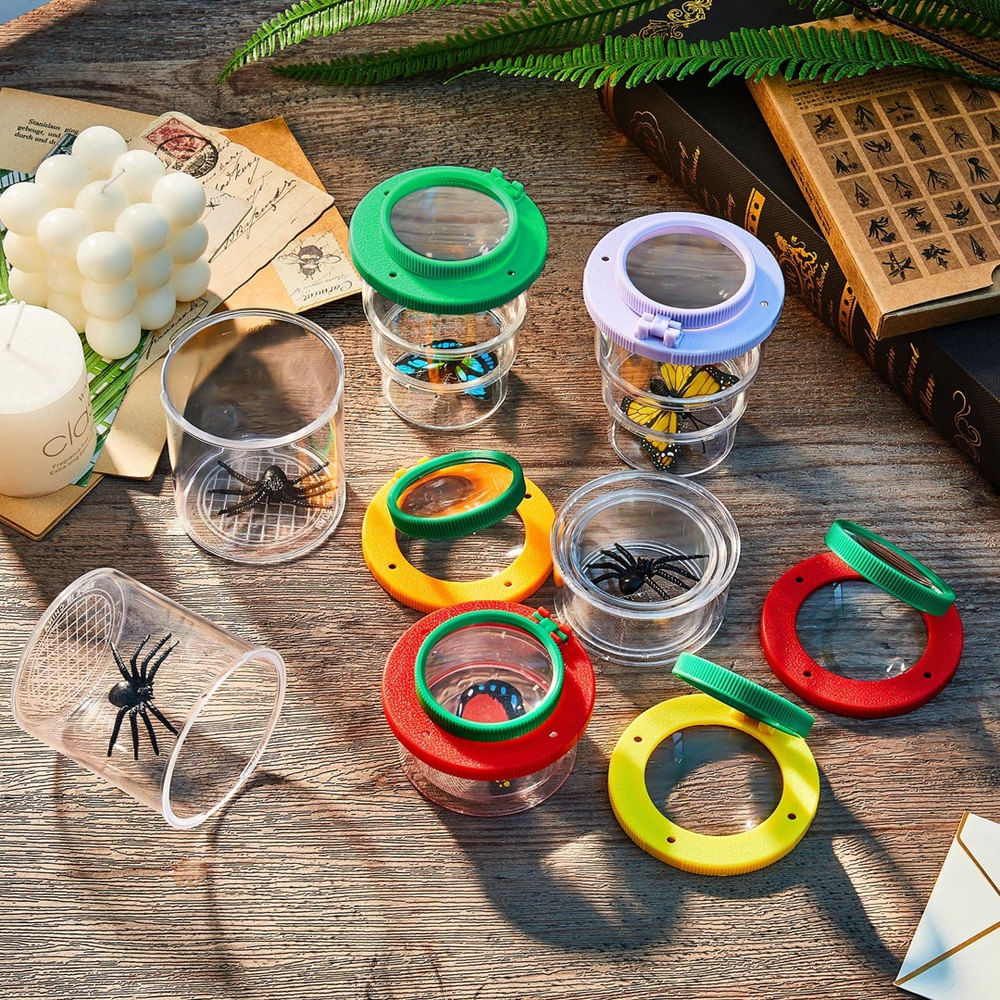 Caixa de insetos ampliando o Insect Bug Viewer com potes de insetos x10 ...