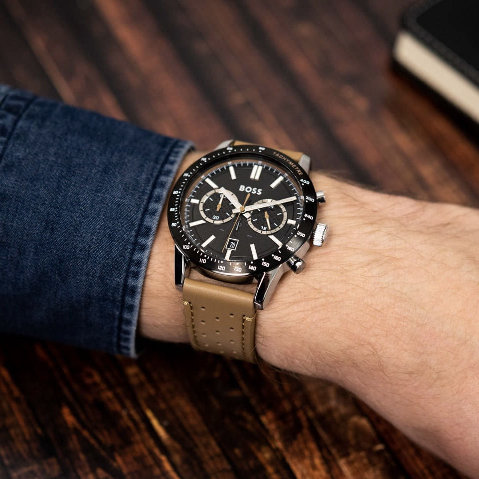 Relógio Hugo Boss Masculino 1513964 Couro Marrom em Promoção | Ofertas ...