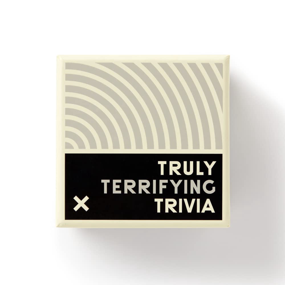 Jogo de cartas Trivia Brass Monkey Truly Terrifying Trivia em Promoção ...